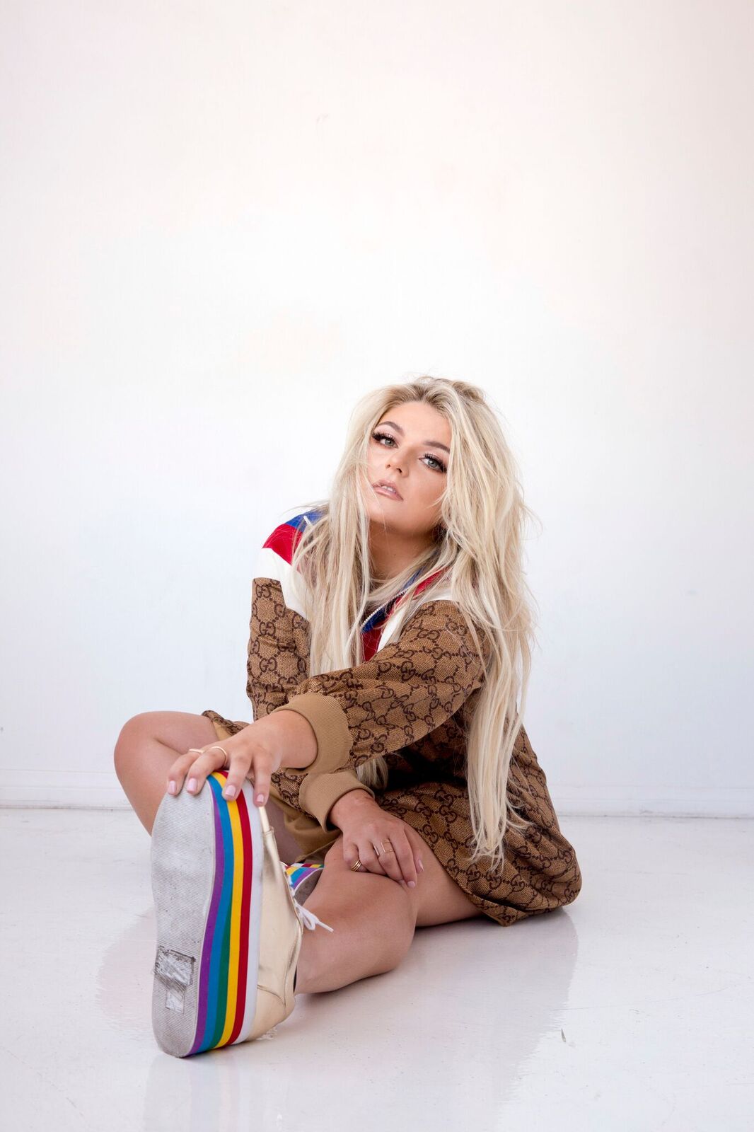 Back To Bite: An Interview With Taylor Grey – Close-Up Culture